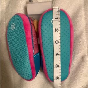 Shoes | Girls Slippers | Poshmark